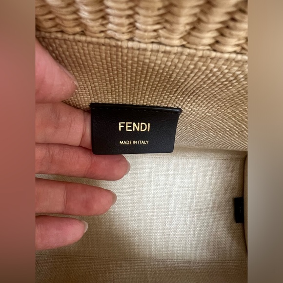Fendi | Bags | Nwt Fendi Sunshine Medium Raffia Shoulder Tote Bag ...